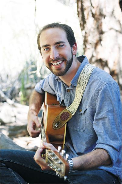 Rabbi Josh Warshawsky Brings Spirit into Songs | Arts | thejewishnews.com