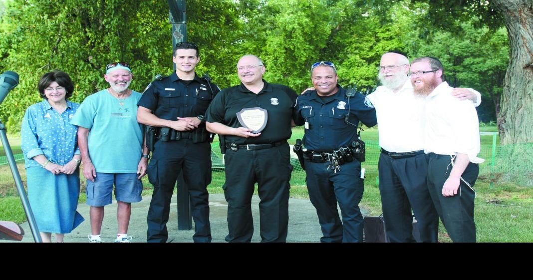 Grateful Congregation: Bais Chabad picnic salutes West Bloomfield ...
