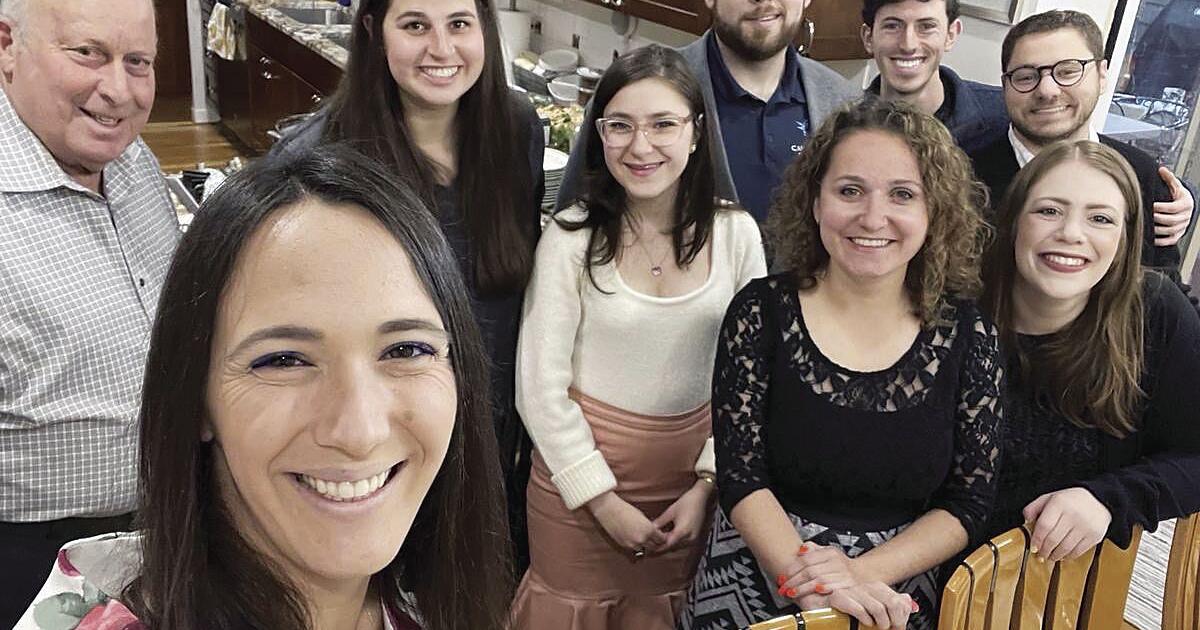 One Woman's Mission to Spread Shabbat Joy | Community | thejewishnews.com