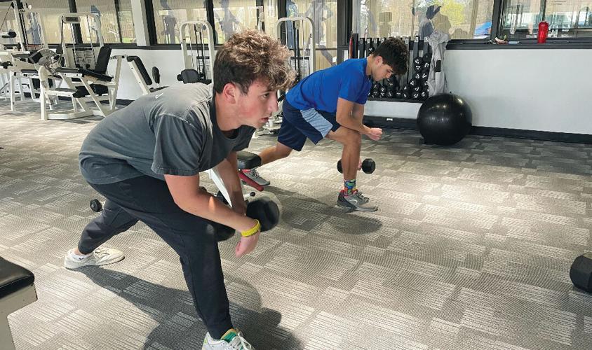 Hit the Books, Hit the Gym | Community | thejewishnews.com
