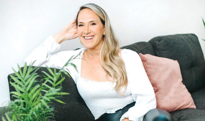 Former Lawyer, Now Romance Novelist, Finds Inspiration in Tel Aviv ...