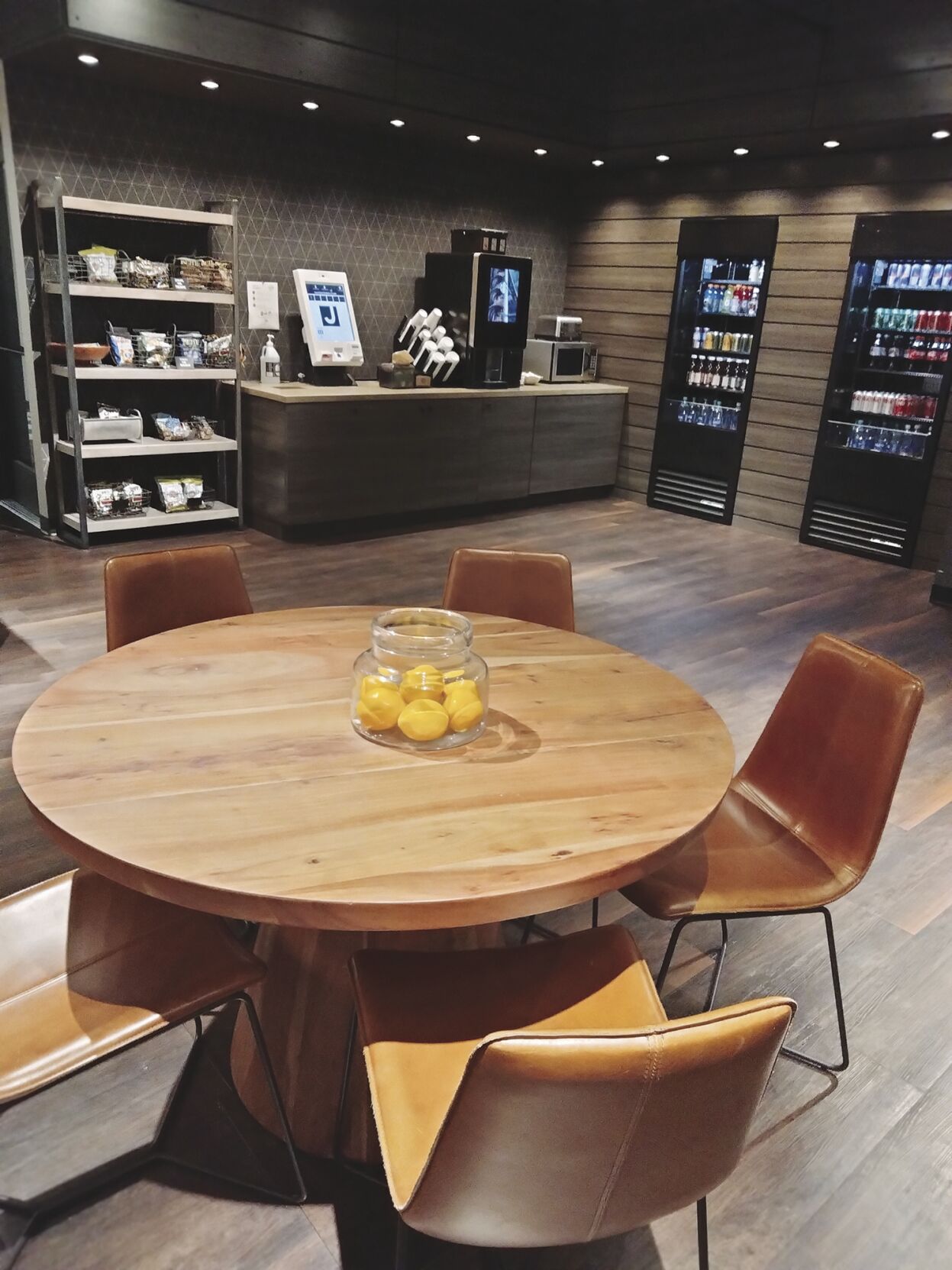 The Porch at “The J” is a Place to Connect | Community | thejewishnews.com