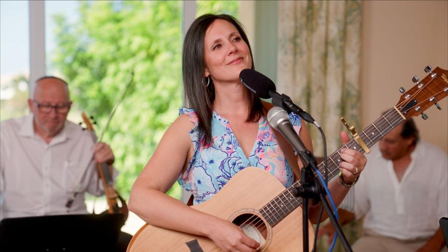 Jewish Life Television Offers Sabbath Music by Professional Musicians ...