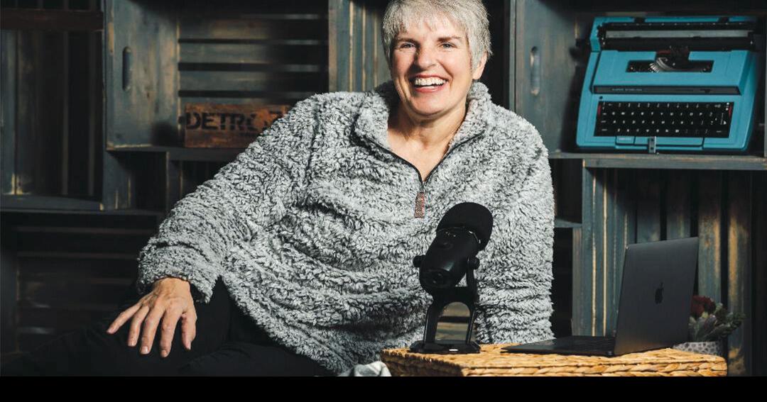 ‘Red Coat Lady’ Pat Blackwell Adds to Her Business by Training Vendors ...