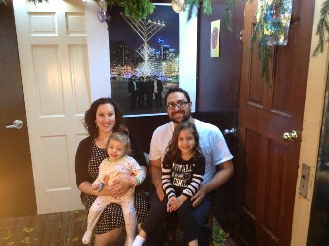 Recycled Sukkah | Archives | thejewishnews.com