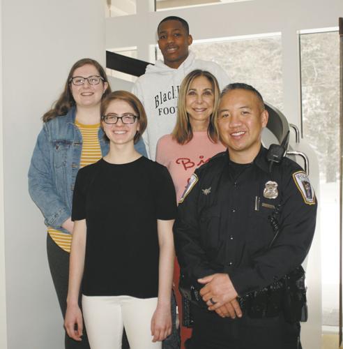 Interfaith Girl Scouts Combat Hate | Local News | thejewishnews.com