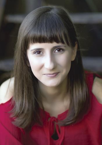 Local Actress Amanda Buchalter Takes the Stage (And Scurries Around It ...