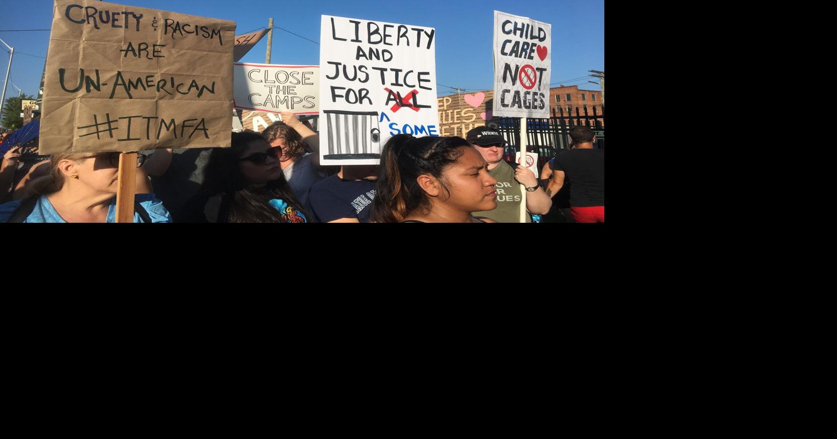 Immigration Policy Protest at Detroit ICE | Local News | thejewishnews.com
