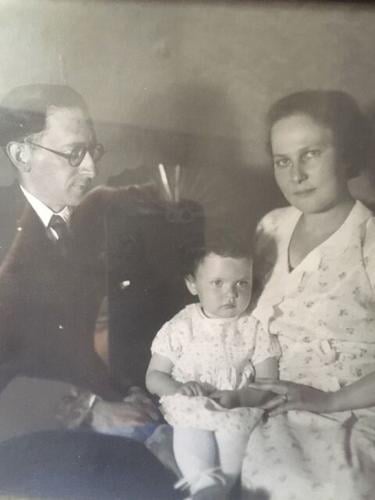 From War-Torn Europe to Detroit: How Albert Kahn Saved a Jewish Family ...