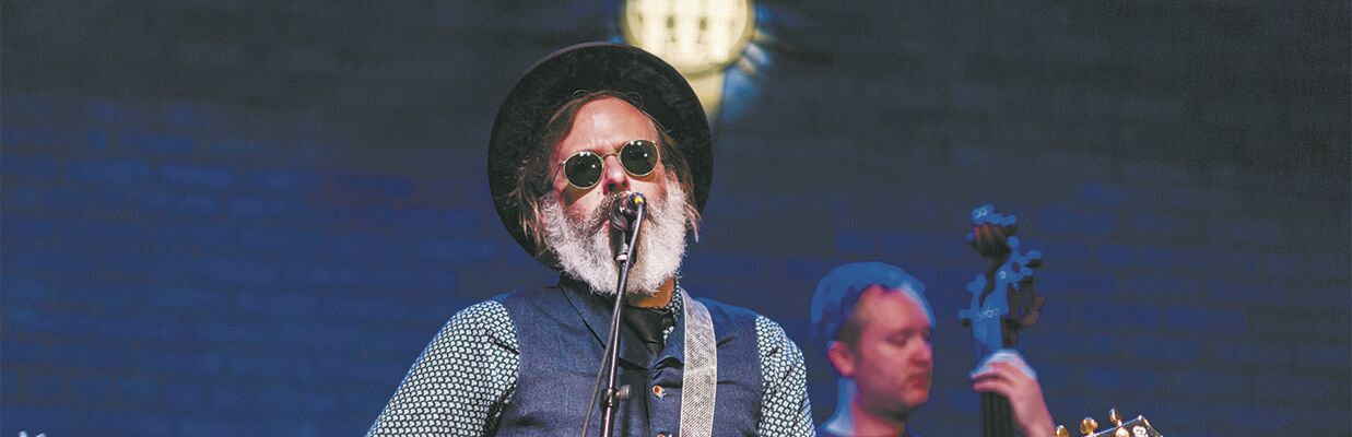 Ethan Daniel Davidson Talks About His New Album, His Dad And Philosophy ...