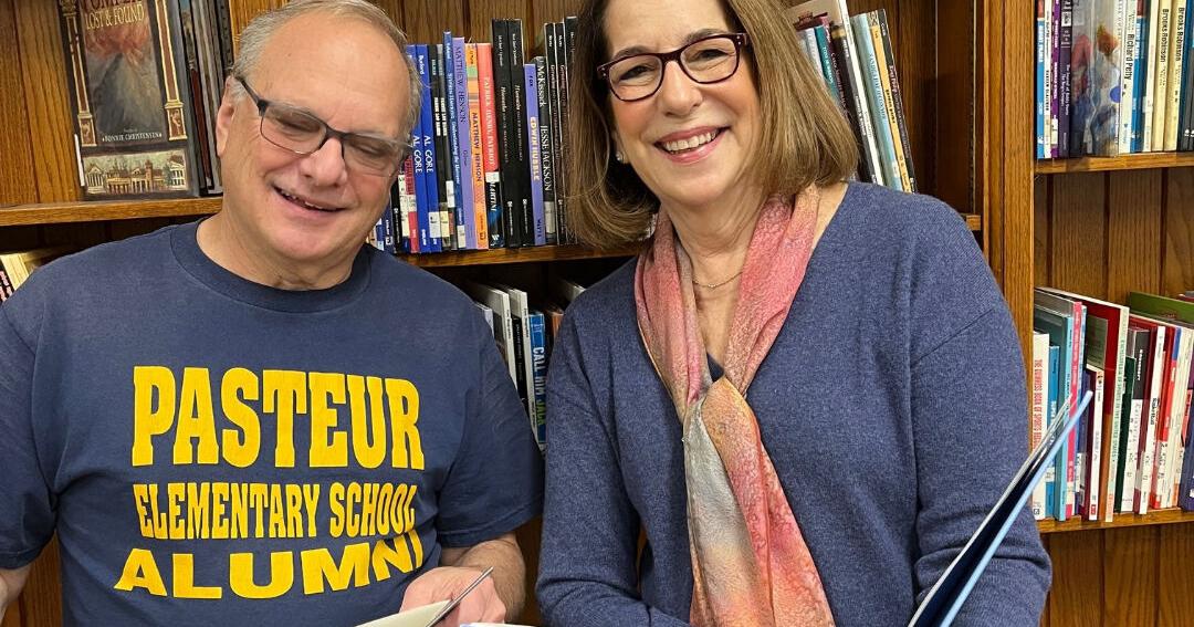 Volunteers Reopen Pasteur School Library | Community | thejewishnews.com