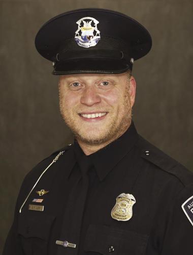 Auburn Hills Police Partner with Chabad Center for Safety Training Amid ...