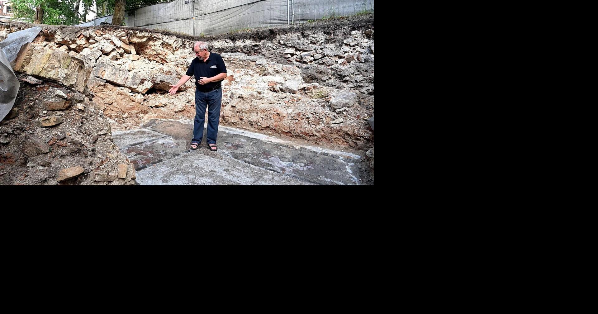 Archeologists Uncover Floor of the Great Synagogue of Vilna, Destroyed ...