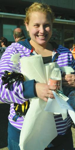 Longtime Volunteer Sara Voight Loves Working At JFS’ Fall Fix Up ...