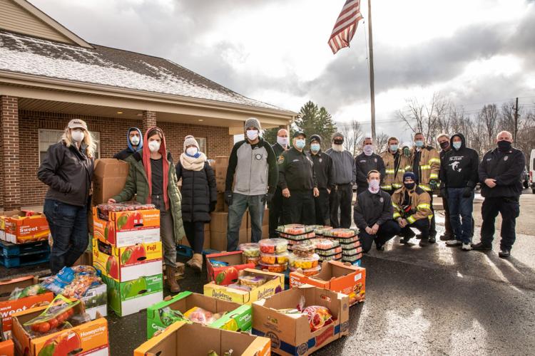 Sharing Food on Thanksgiving: Hazon Detroit Distributes Meals to 1,000 ...