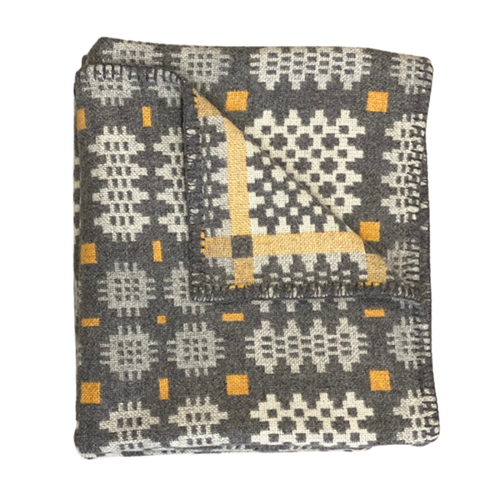 Sweet Color Combo: Pantone’s New Dual Colors of the Year Break Free ...