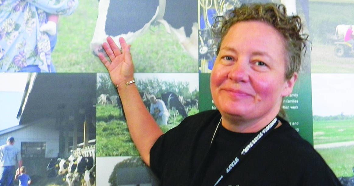 Moo Booth teaches consumers about dairy farms | News | thelandonline.com
