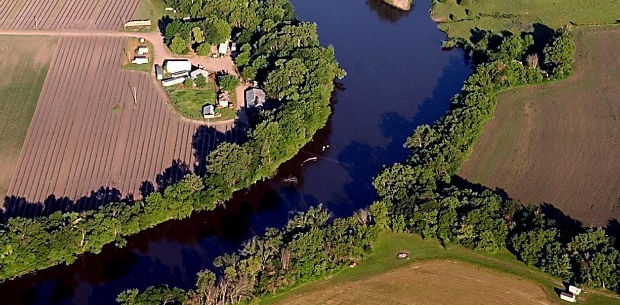 Farmers divided on buffer strip legislation | News | thelandonline.com