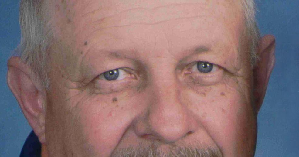 Calvin E. Gleason | Obituaries | themindencourier.com