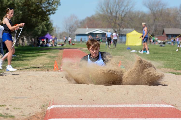 Ritner Breaks the 200m Record for Second Time This Season | Wilcox ...