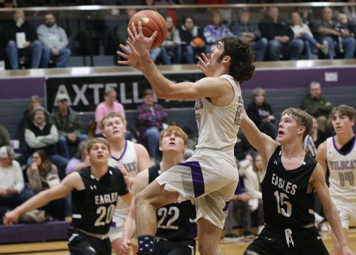 Cats Defeat Eagles | Axtell | themindencourier.com