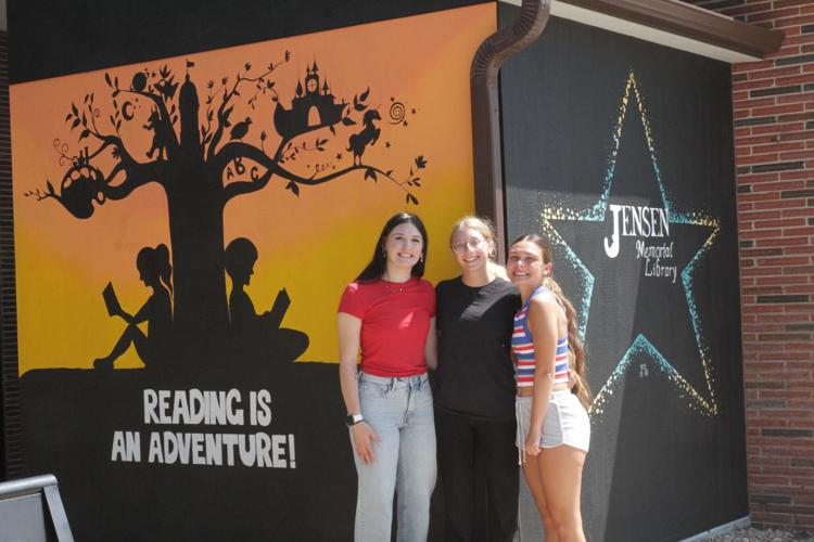 Local Young Artist Completes Mural at Jensen Memorial Library | Local ...