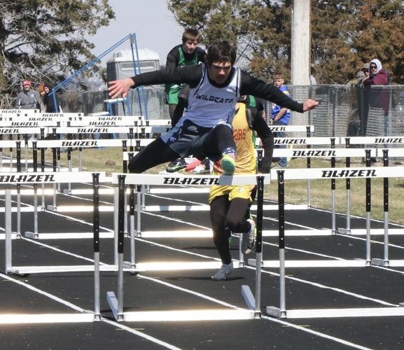 Axtell & WH Track and Field | Galleries | themindencourier.com