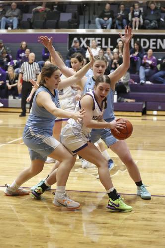 Wilcox-Hildreth Girls Outscore Axtell | Axtell | themindencourier.com