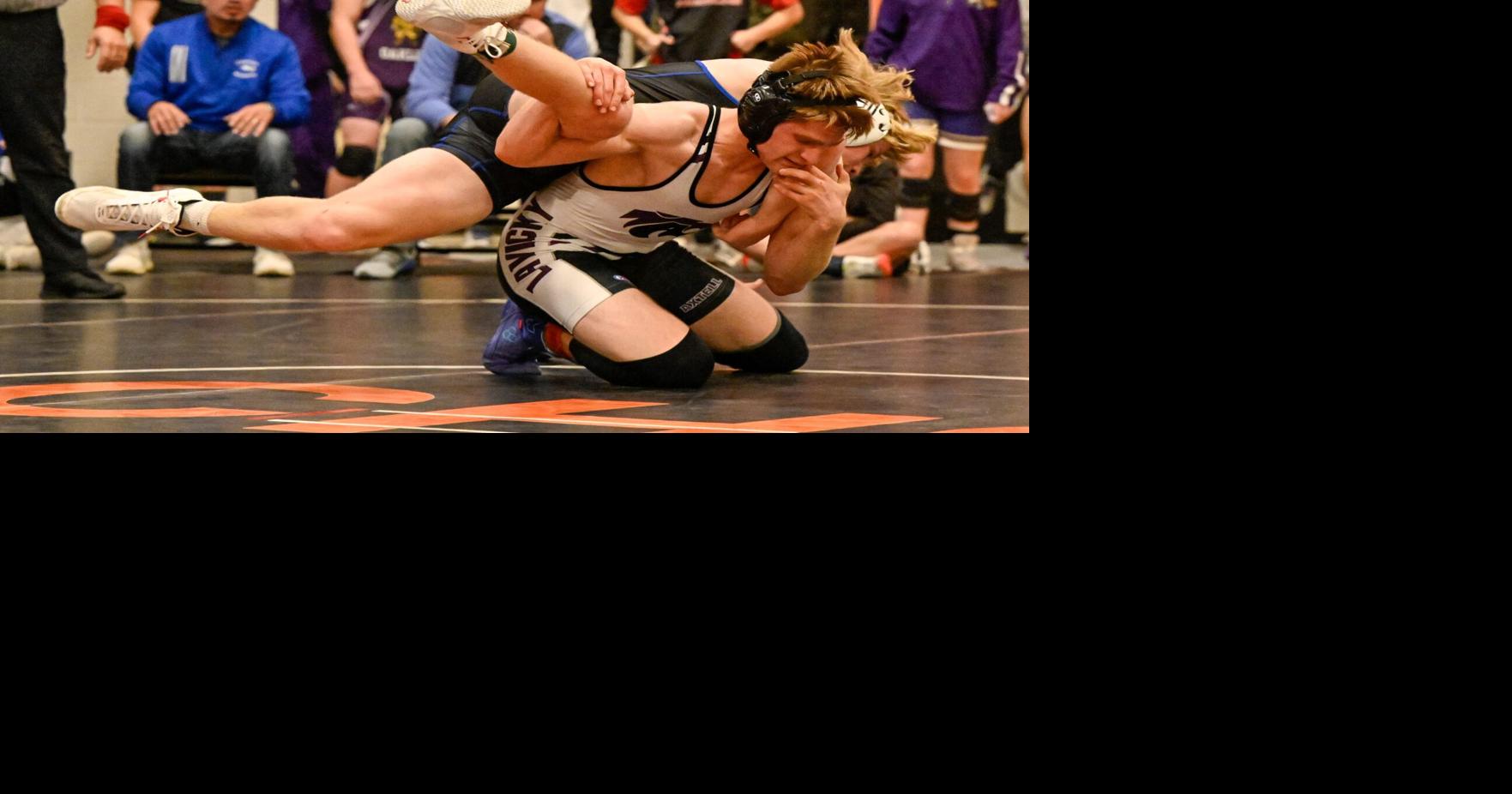 Lavicky First for Cats | Sports | themindencourier.com