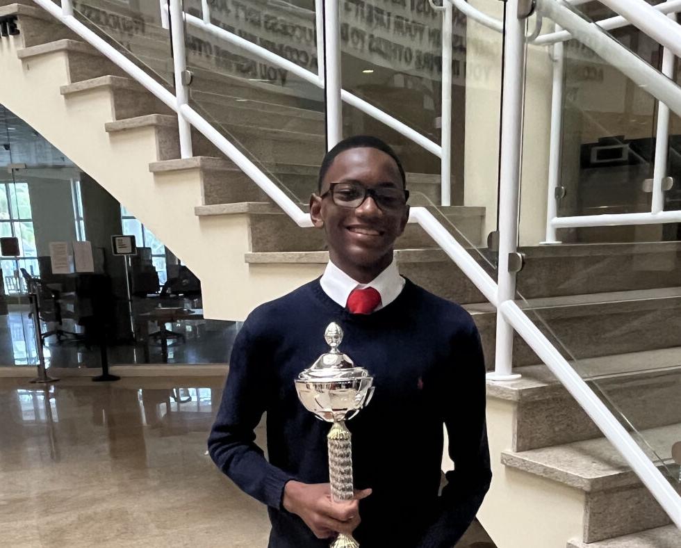 Daunte Butler outspeaks competition: wins 2nd Annual MLK High School ...