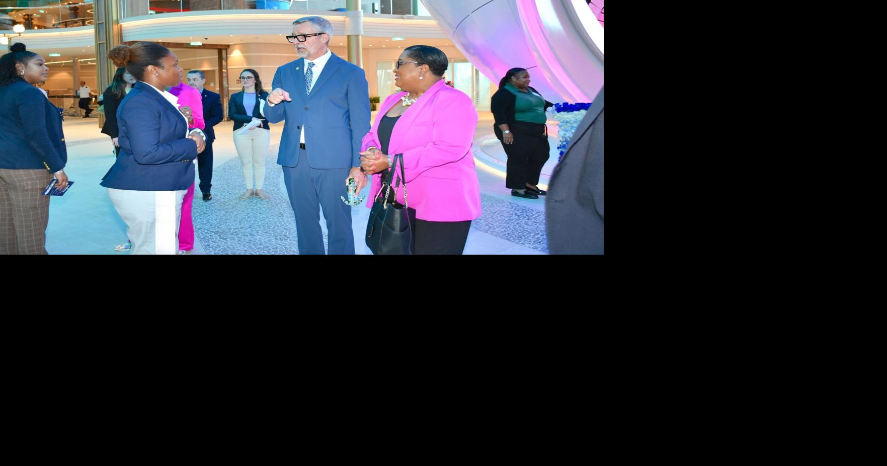 Environment ministry tours RCI's Icon of the Seas on inaugural visit to ...