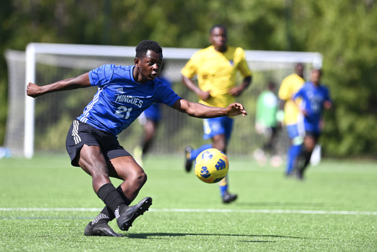 Mingoes pick apart the Baha Juniors | Sports | thenassauguardian.com