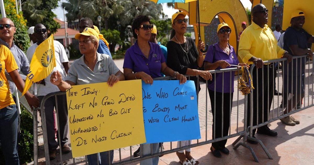 FNM, PLP protesters in verbal clash | Home | thenassauguardian.com