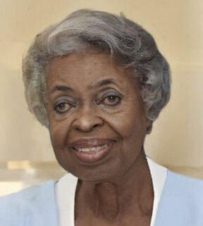 Estella Louise Zonicle nee Bell | Obituaries | thenassauguardian.com