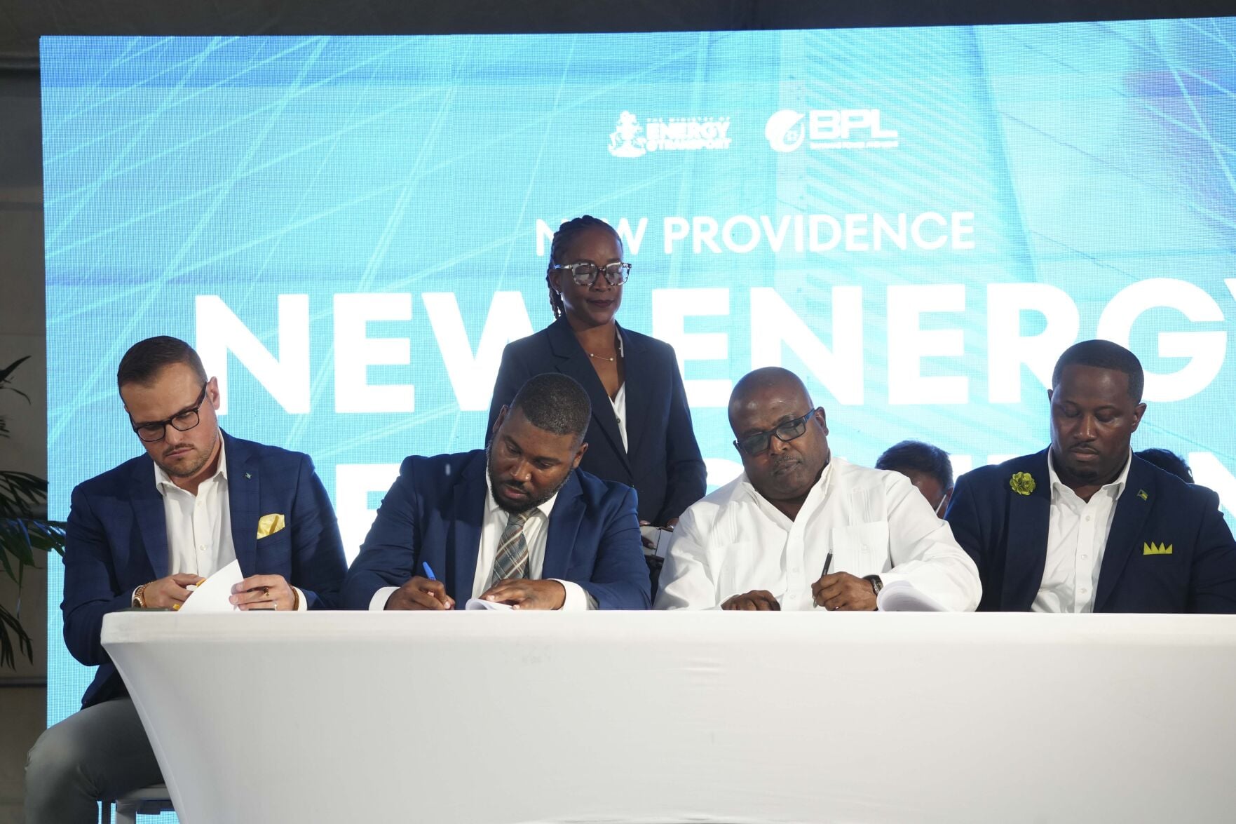 Govt signs energy deals | News | thenassauguardian.com