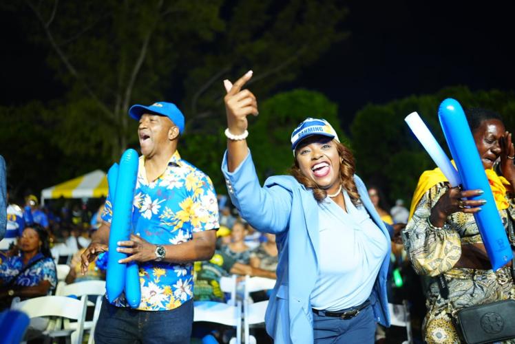 PM warns civil servants | News | thenassauguardian.com