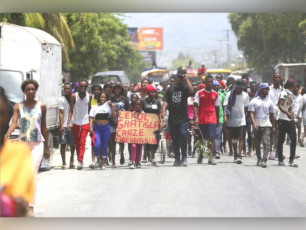 PM: Helping Haiti is the moral thing to do | News | thenassauguardian.com