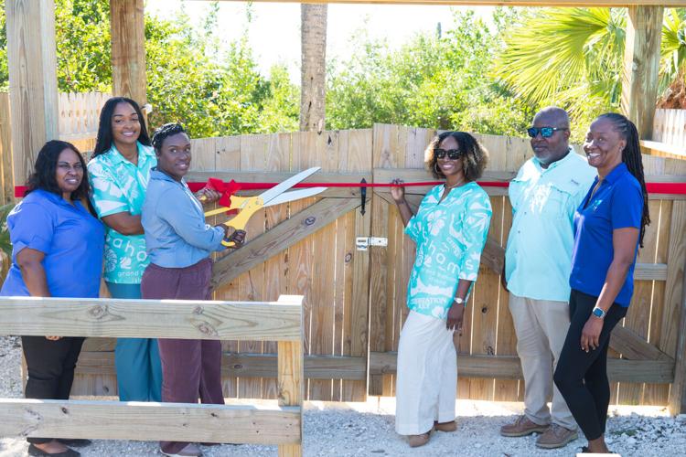 Carnival Cruise Line donates $30,000 to the BNT and unveils new park ...