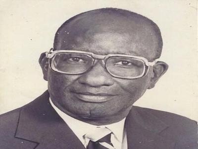 Rev. Dr. Charles W. Saunders C.B.E. J.P., | Obituaries ...