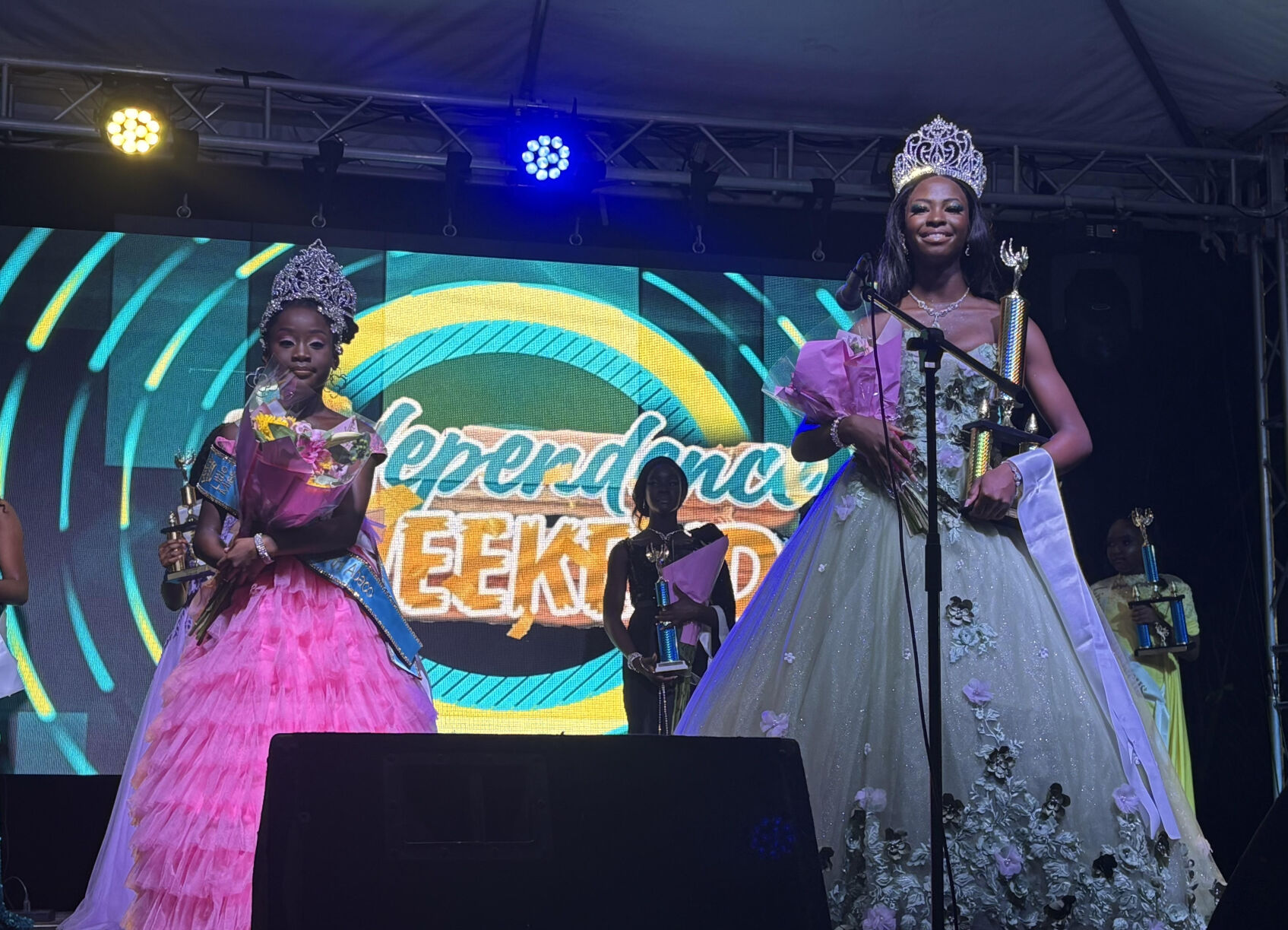 Queens crowned at 2025 Miss and Little Miss Independence Pageant in ...