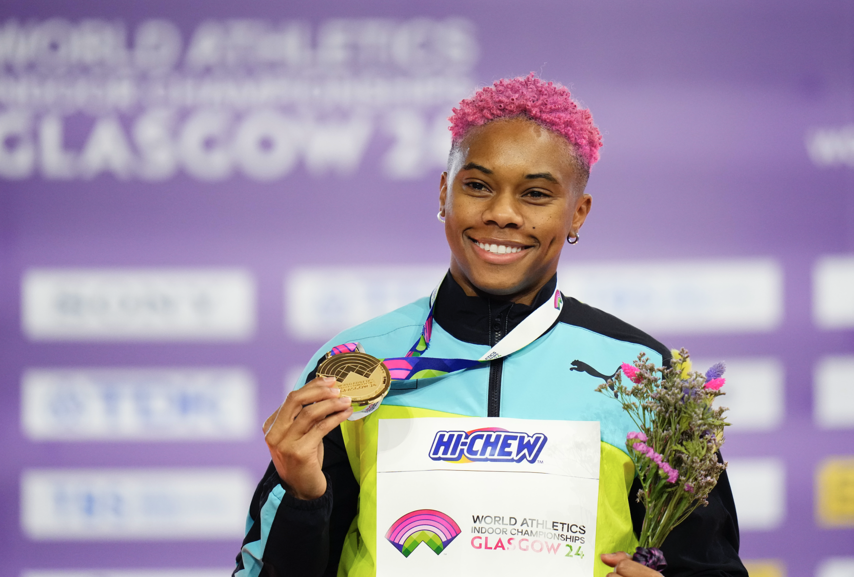 Charlton looking to become first woman to win three straight | Sports ...