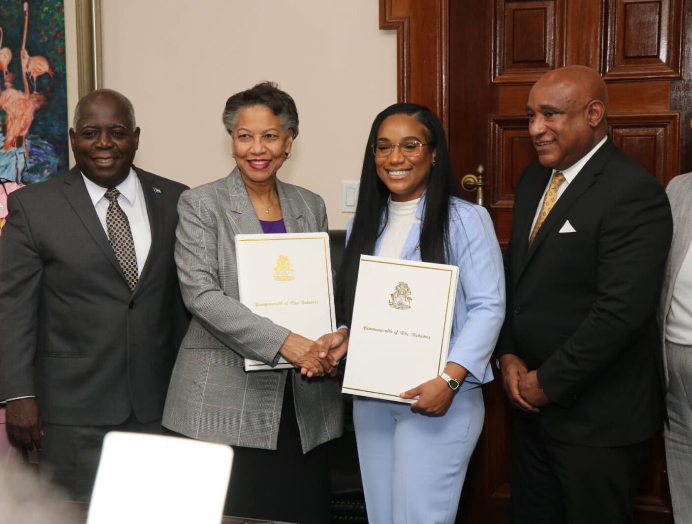 Adrian Fox to develop $300 mil. luxury resort on Balmoral Island ...