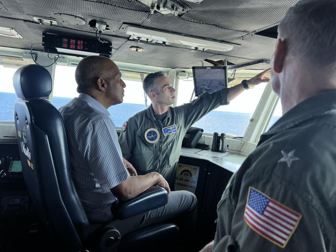 US ambassador and Bahamian officials visit USS Nimitz ...
