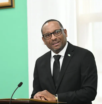 Smith assures he's working to fulfill pledges | Grand Bahama ...