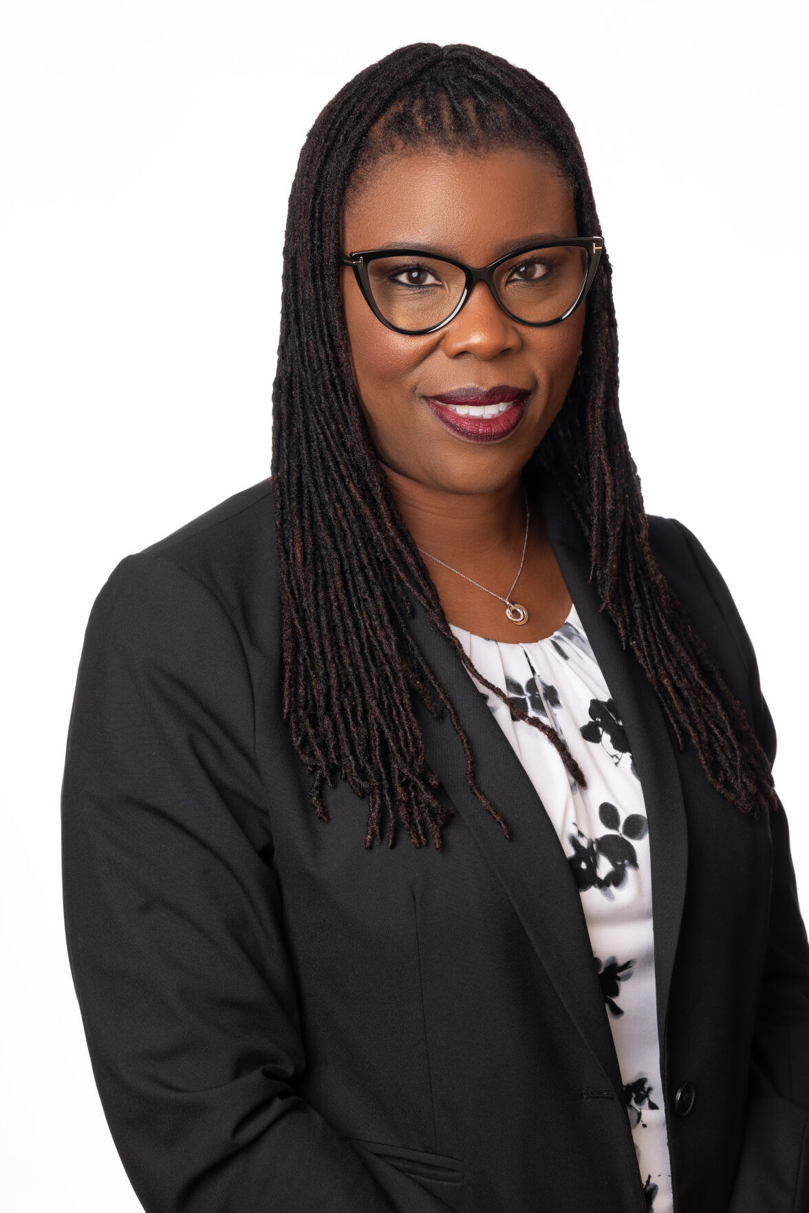 Senator calls for reforms to protect vulnerable mothers and children ...