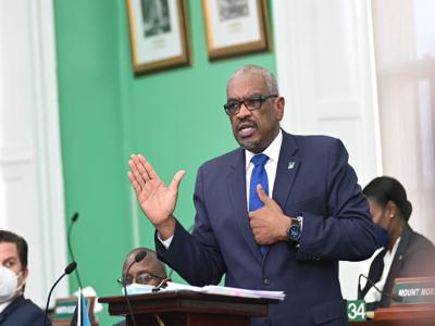 Minnis accuses govt of 'downsizing commitment' to build new hospital ...