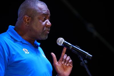Bowleg slams Fox over 'old and recycled' plans | News ...