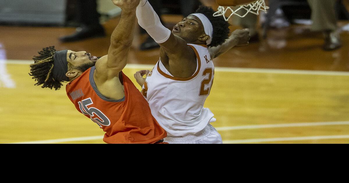 Jones, Longhorns hold on against the Wildcats | Sports ...