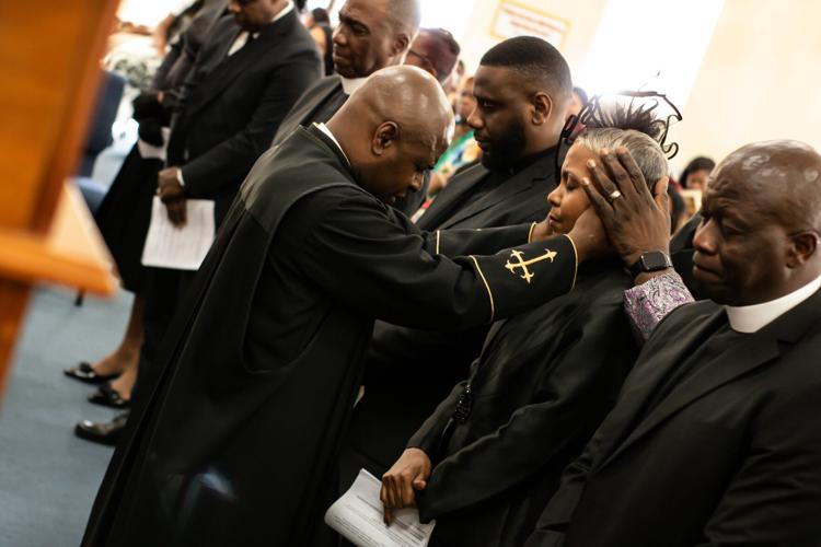 New Light Ministries ordains nine | Lifestyles | thenassauguardian.com