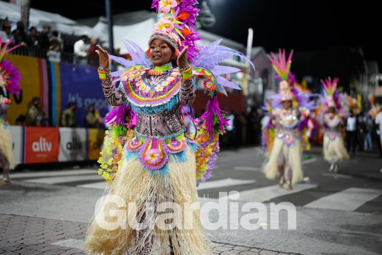 Saxons takes Boxing Day parade | News | thenassauguardian.com